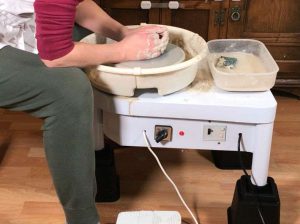 What Height Should My Potter's Wheel Be? | The Pottery Wheel