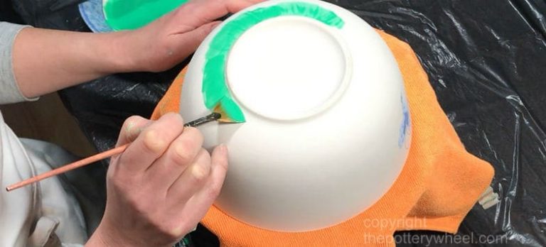 Choosing a Pottery Glaze - A Beginners Guide to Ceramic Glazes Choosing a Pottery Glaze - A Beginners Guide to Ceramic Glazes