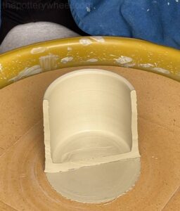 8 Reasons Pottery Clay Cracks When Drying & Solutions