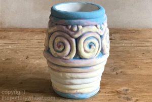 4 Ways to Make Pottery Without a Wheel - Hand Building Clay