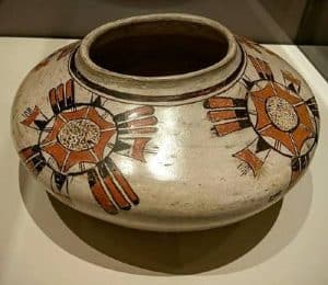 Famous Coil Pottery Artists – 18 Different Ways of Coiling
