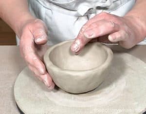 How to Make a Pinch Pot – 3 Ways to Make Pinch Pots