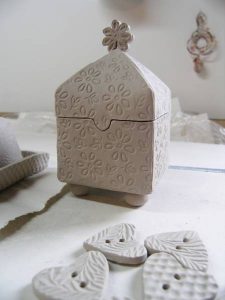 Slab Pottery Ideas - 27 Amazing Projects to Try Out