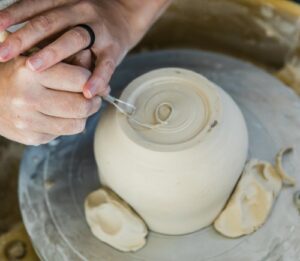 Pottery Tools Guide – An Owners Review of 18 Top Tools