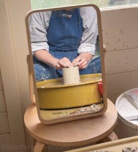 11 Tips to Get Better At Throwing on The Wheel